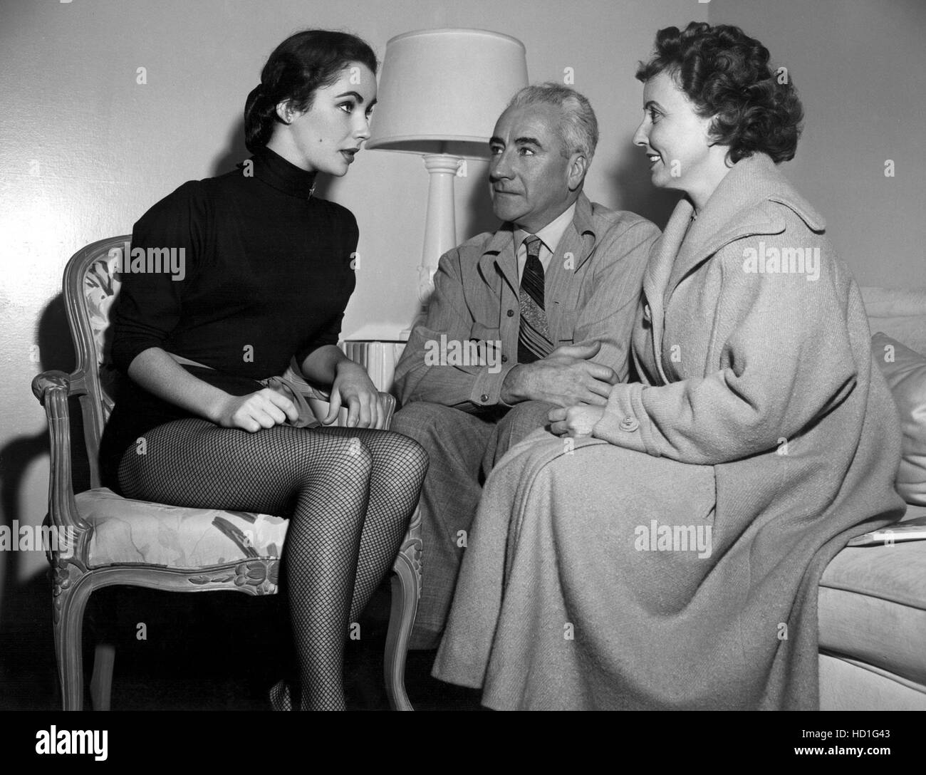 Elizabeth Taylor with her parents Francis Taylor, Sarah Taylor on the ...