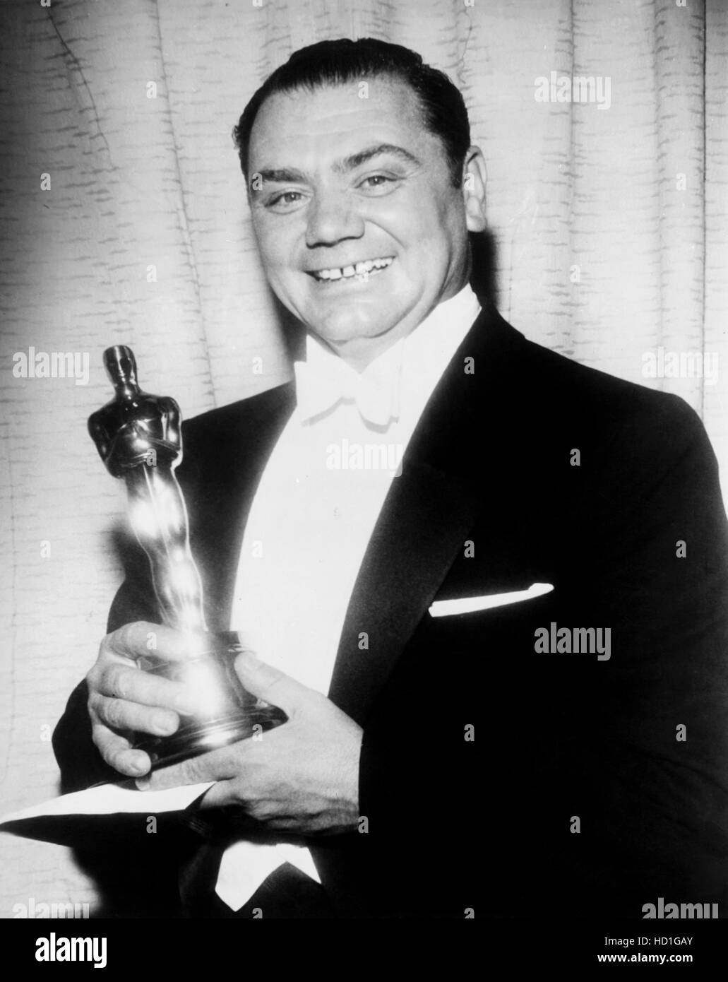 Ernest Borgnine, with his Best Actor Oscar for MARTY, March 21, 1956 ...