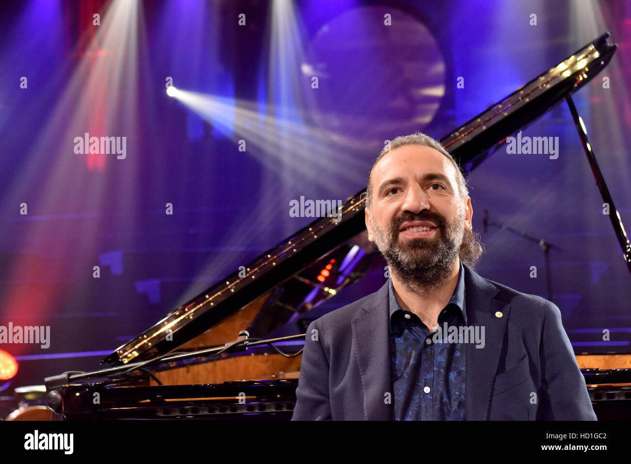 Jazz Pianist, Stefano Bollani - Transmission 'The importance to have a ...