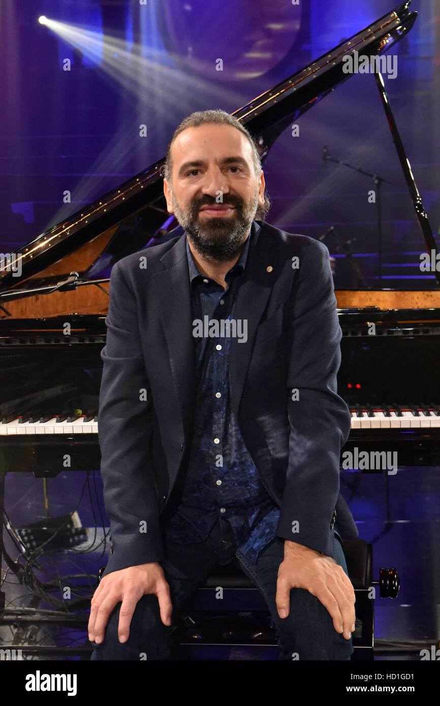 Jazz Pianist, Stefano Bollani - Transmission 'The importance to have a ...