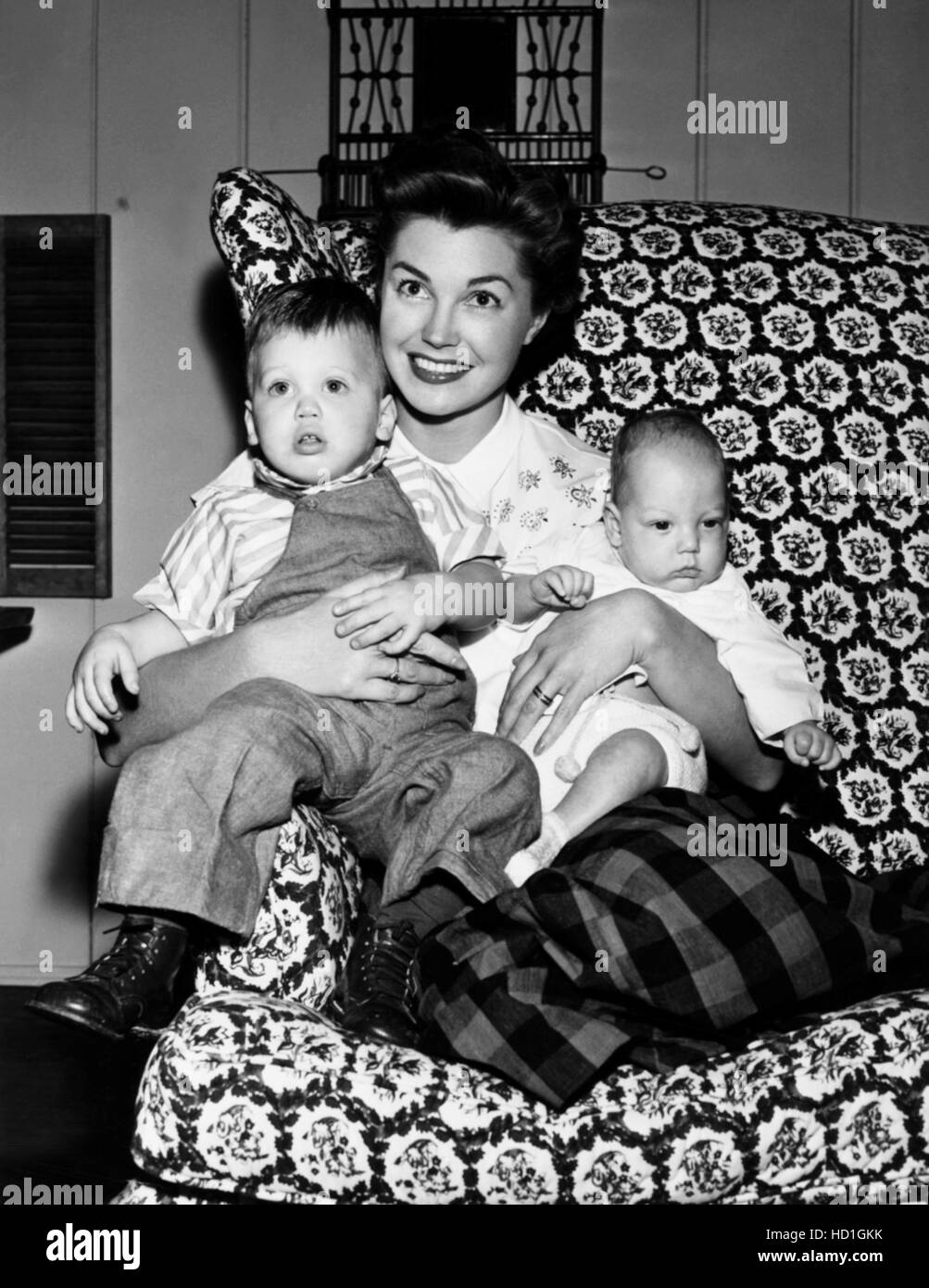 Esther Williams, with her sons, Benjamin Gage, left, and Kimball Gage ...