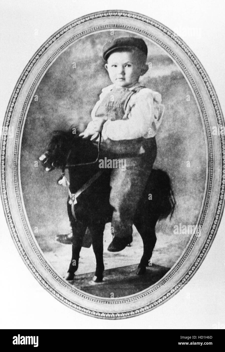 George Raft as a child, ca. 1905 Stock Photo - Alamy