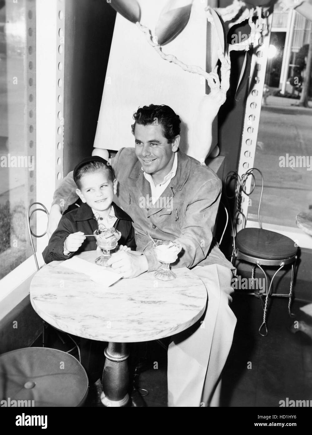 Glenn Ford (right) with his son Peter Ford, 1950 Stock Photo - Alamy