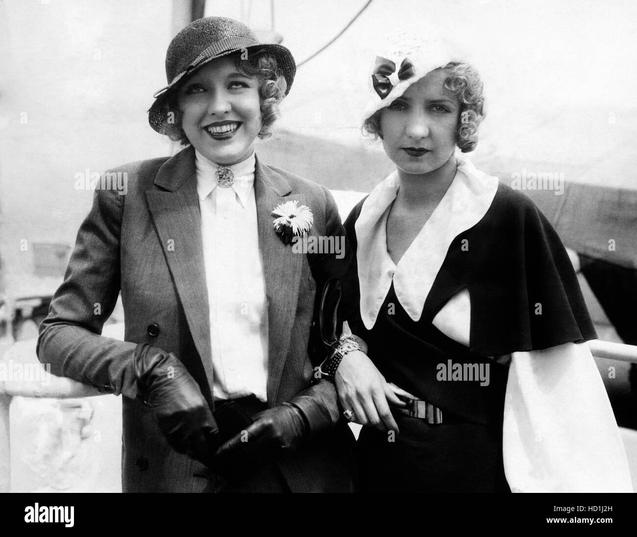 Broadway showgirls Gladys Glad (left) and Evelyn Grove, returning to ...