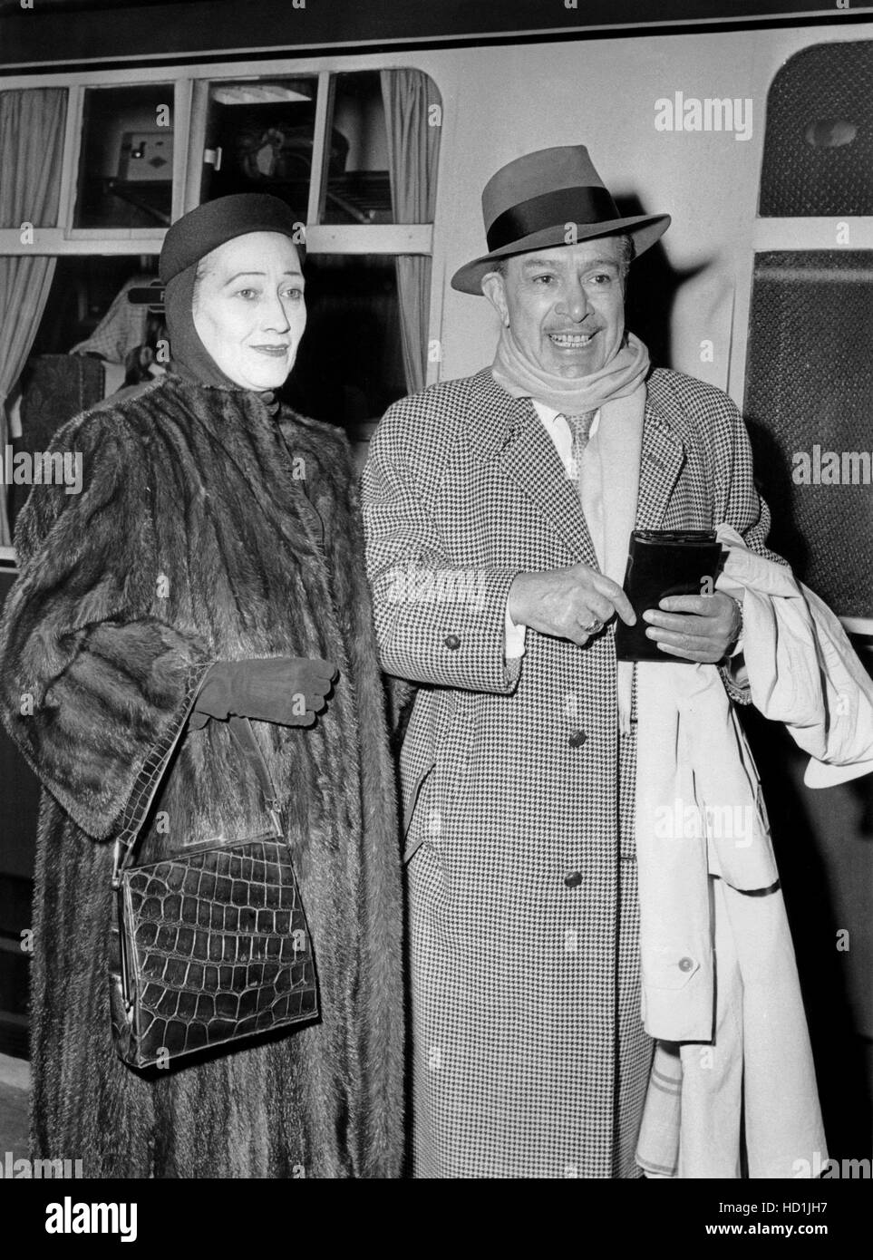 J. Carrol Naish, right, and his wife, Gladys Naish, leaving London for ...