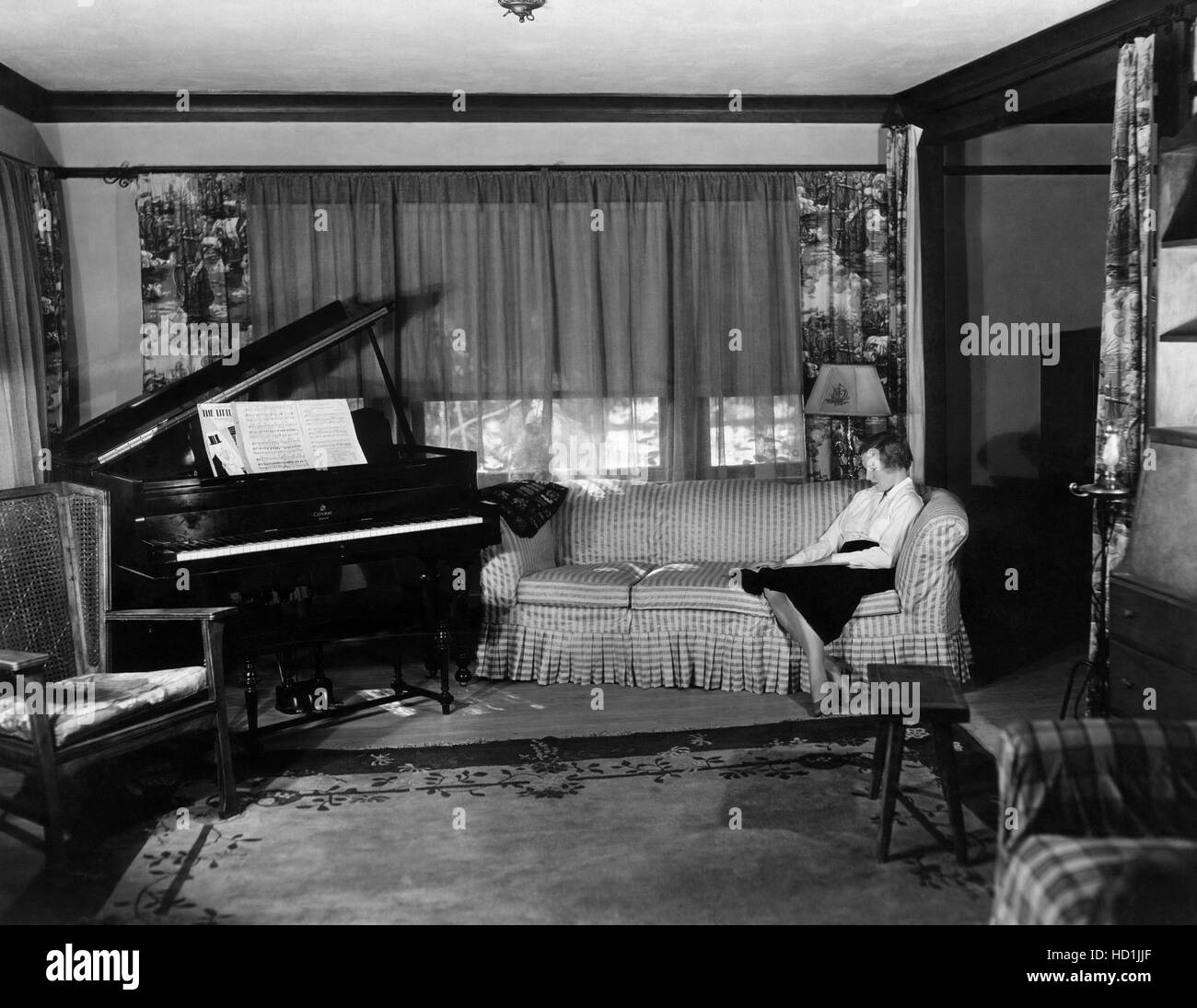 Jean Arthur at home, ca. 1920s Stock Photo - Alamy