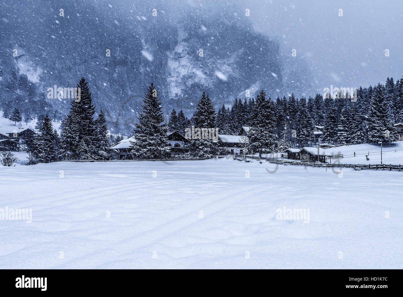 Holiday landscape mountains hi-res stock photography and images - Alamy