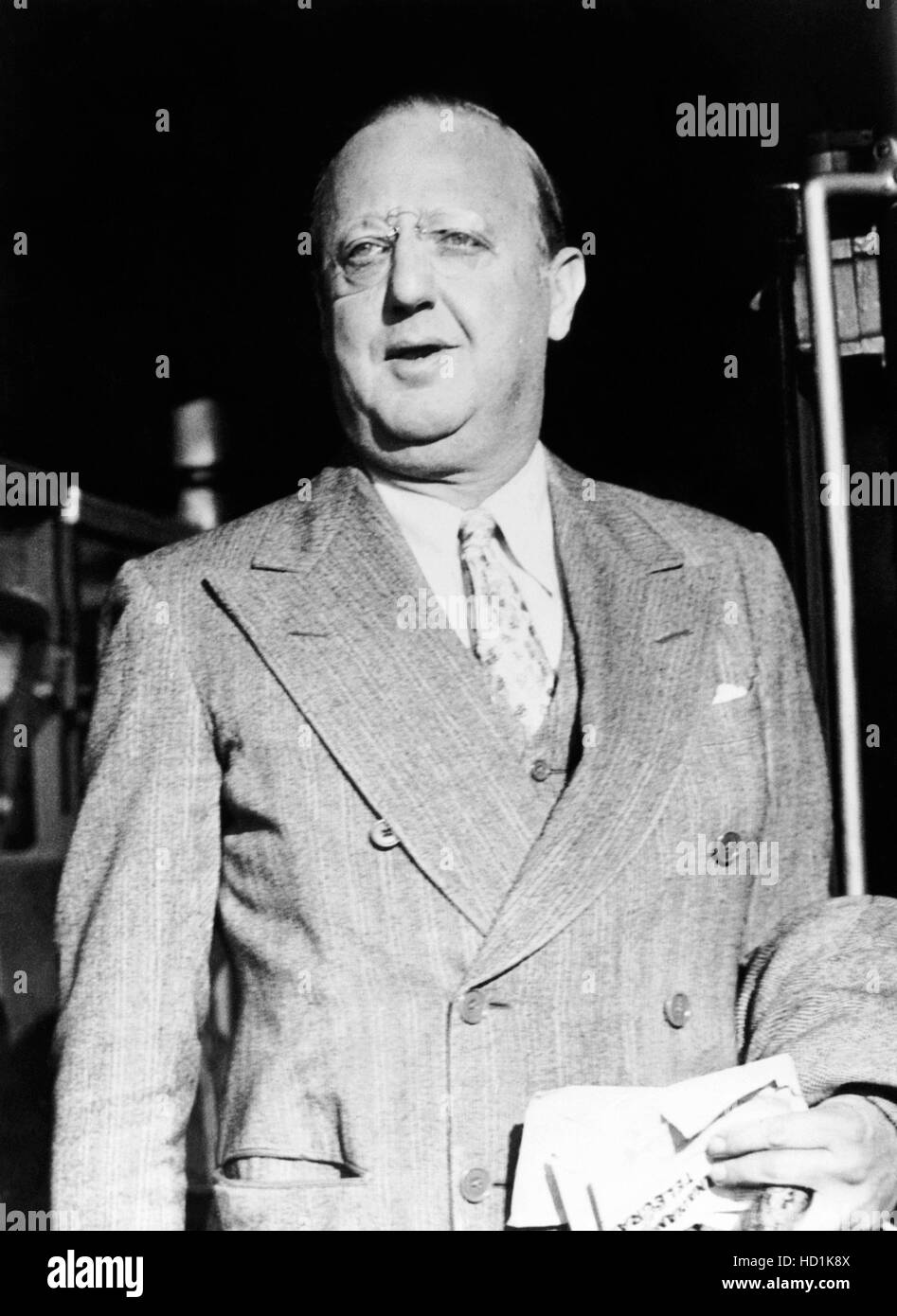 Producer Jesse Lasky, on the boat train to Montreal, September 1935 ...
