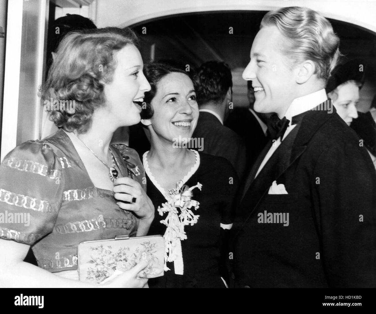 Face to Face from left: Jeanette MacDonald, Gene Raymond on their ...