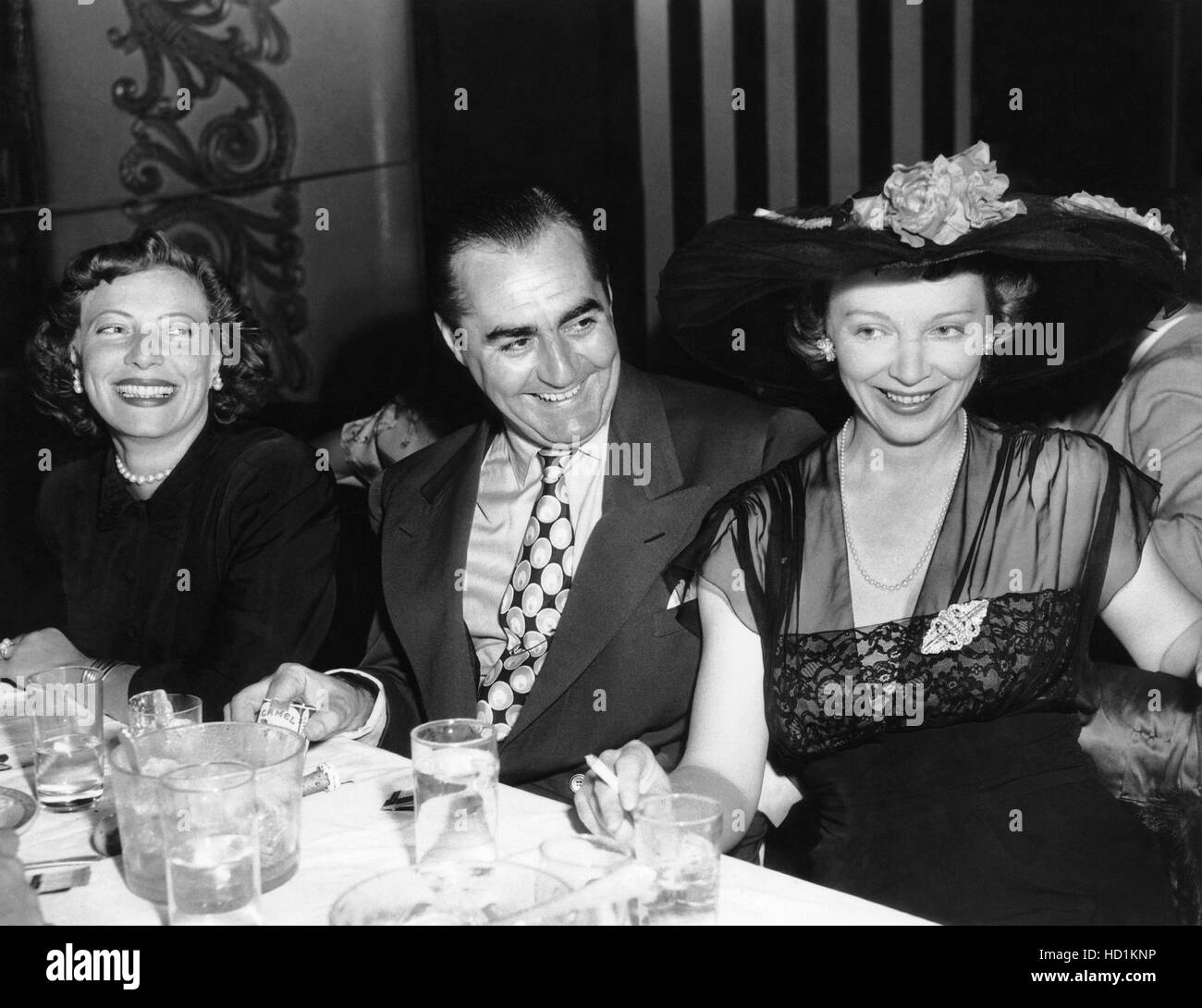 From left, Henny Backus, Jim Backus, Virginia Bruce, at Slapsie Maxie's ...
