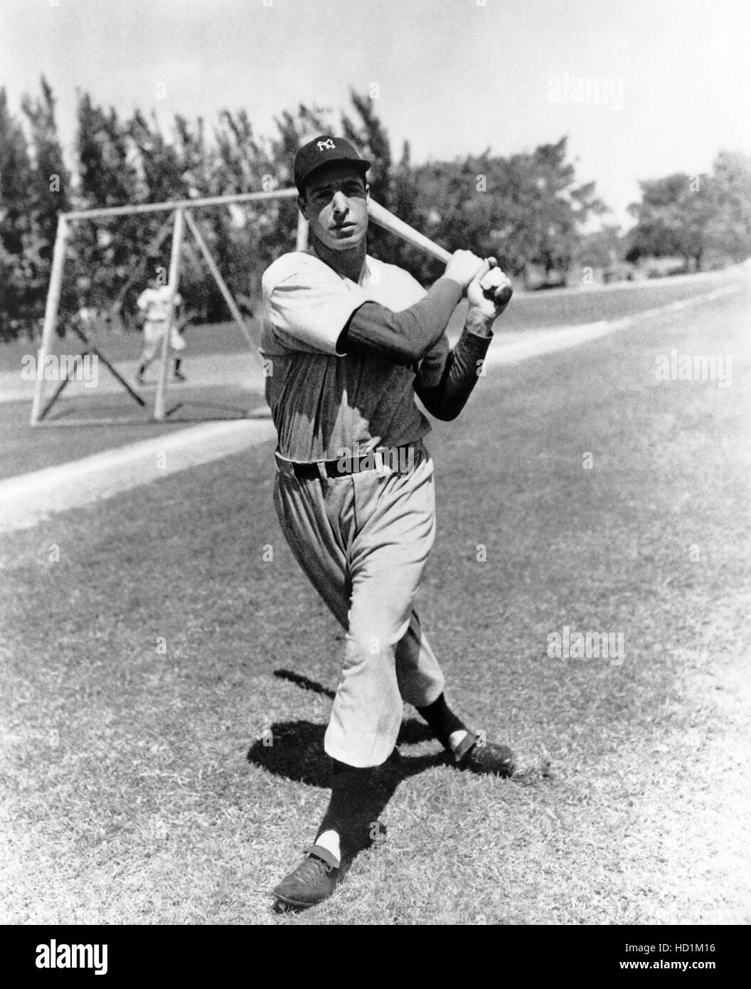 Joe DiMaggio, New York Yankees center fielder from 1936-1951, inducted ...