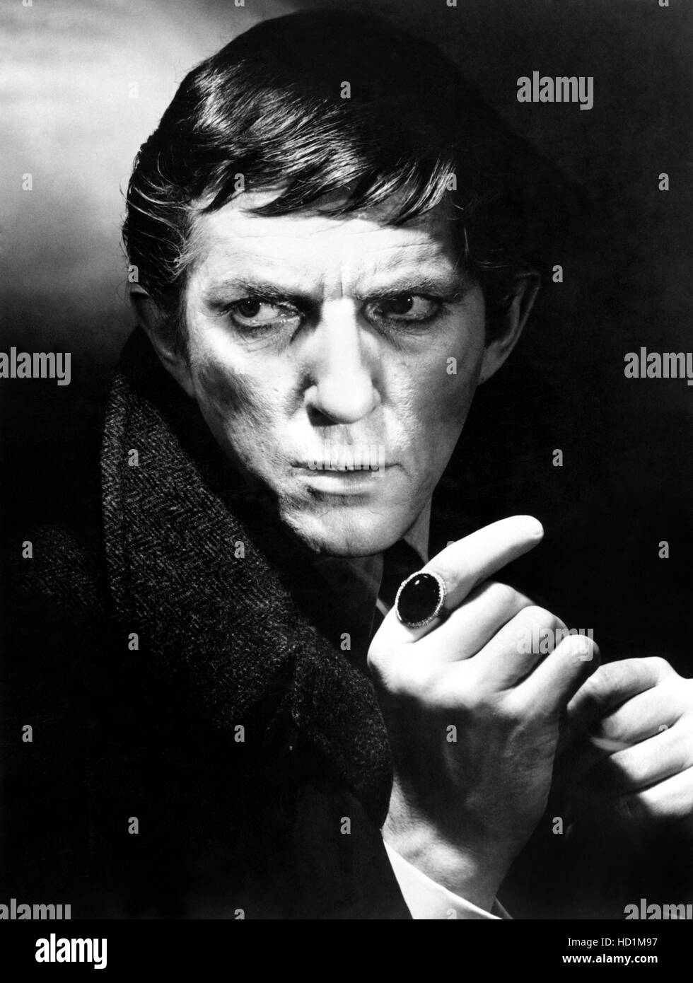 Jonathan Frid, portrait still from DARK SHADOWS, ABC (1966 - 1971 Stock ...