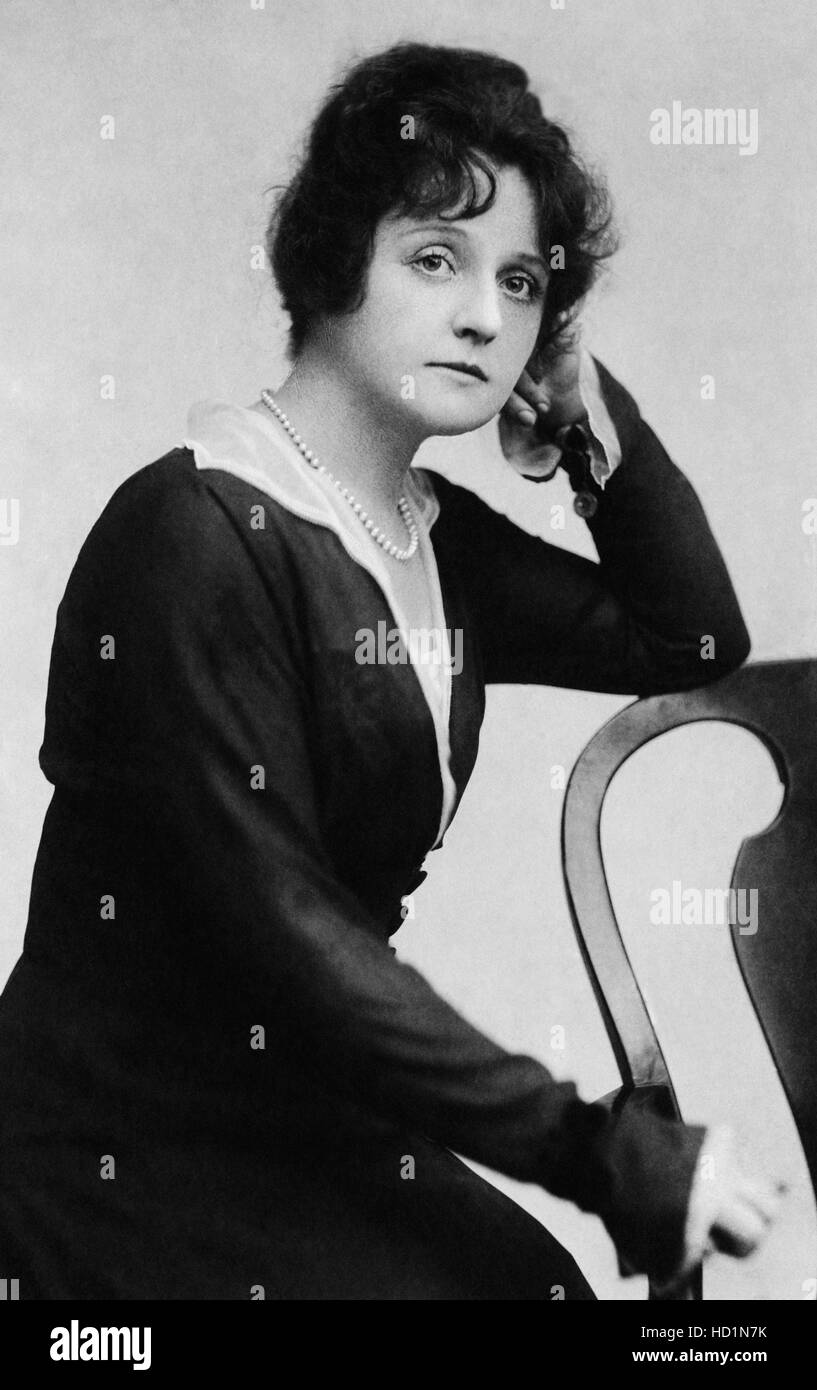 Laura Hope Crews, ca. 1910s Stock Photo - Alamy