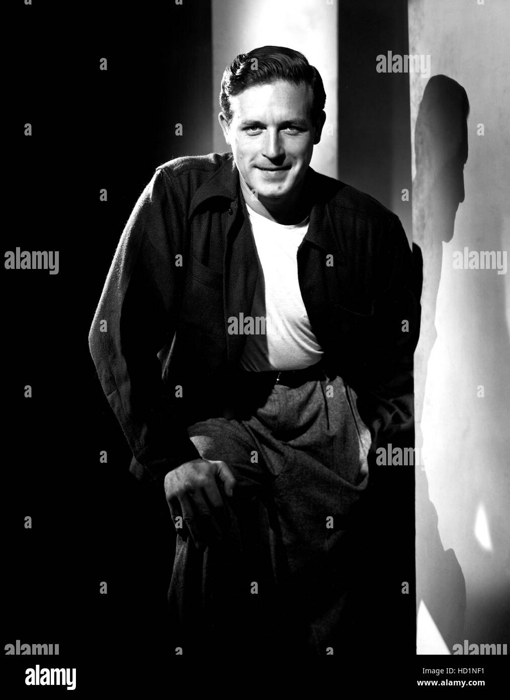 LAWRENCE TIERNEY, portrait, circa 1945 Stock Photo - Alamy