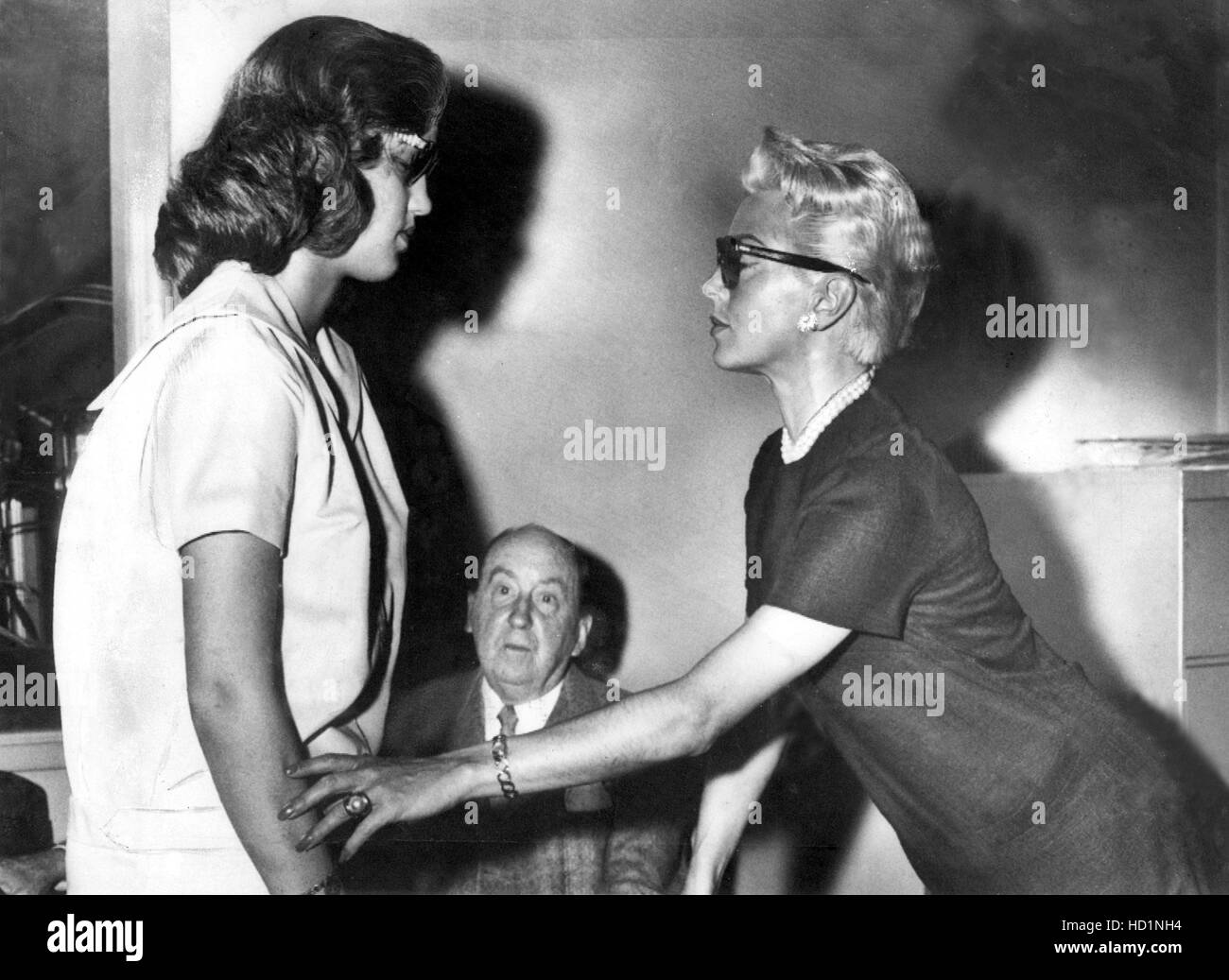 CHERYL CRANE is consoled by her mother LANA TURNER after her arrest for ...