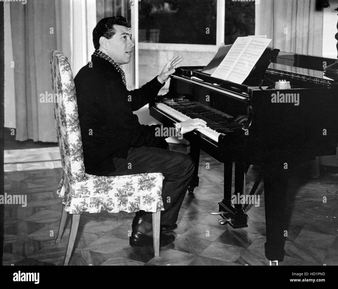 Mario Lanza, ca. 1950s Stock Photo - Alamy