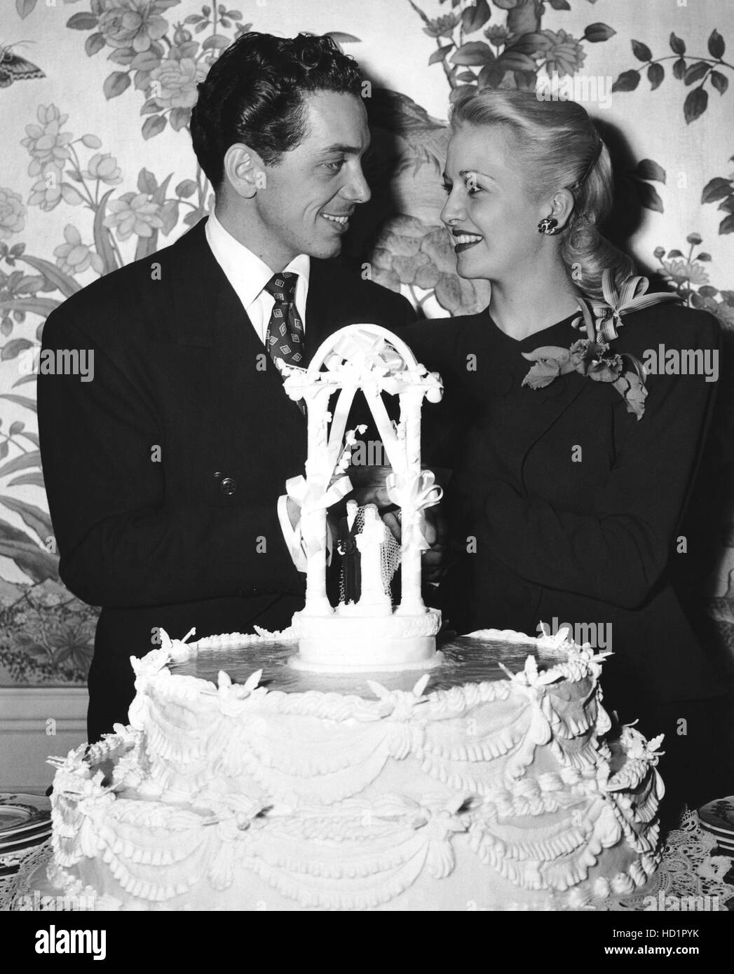 From left, newlyweds John Conte, Marilyn Maxwell, after their New York ...