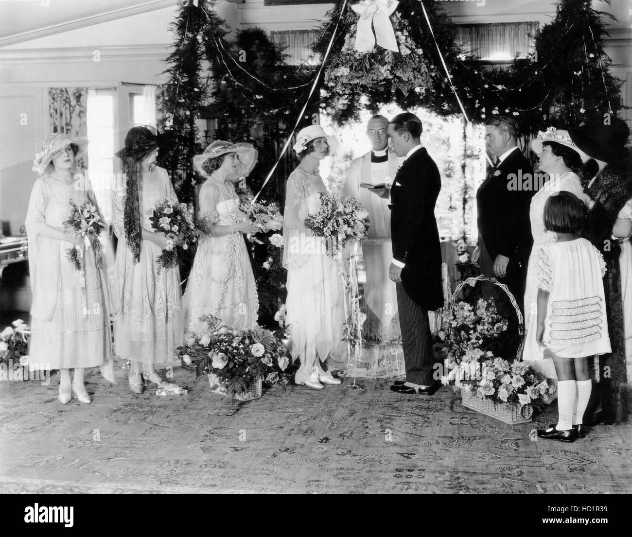 The wedding of Marilyn Miller and Jack Pickford at Pickfair, July 30 ...
