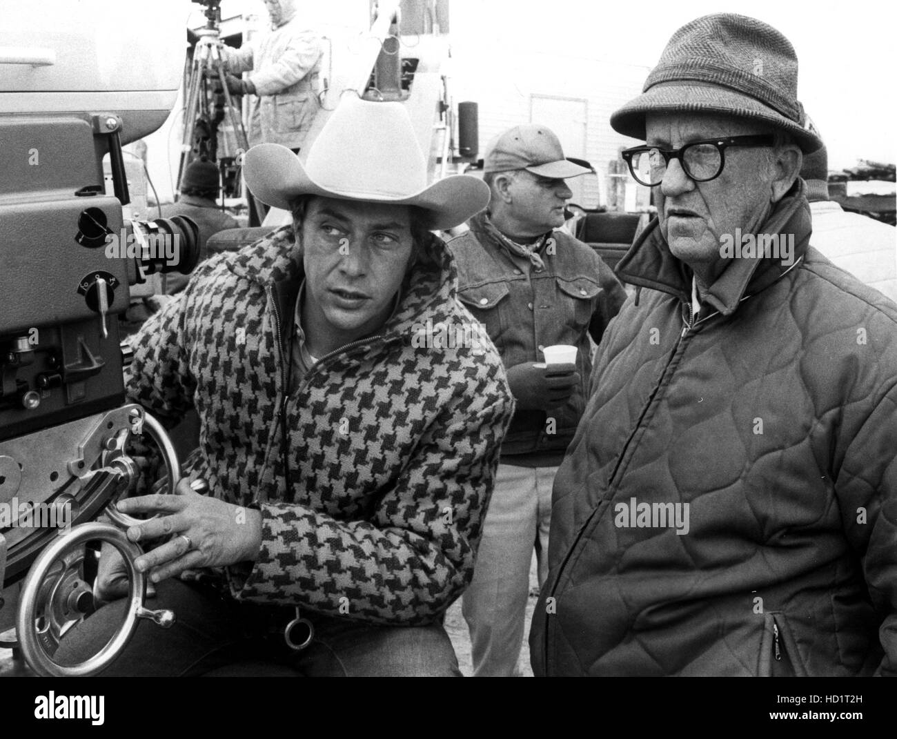 Director Mark Rydell and cinematographer Robert Surtees on the set of ...