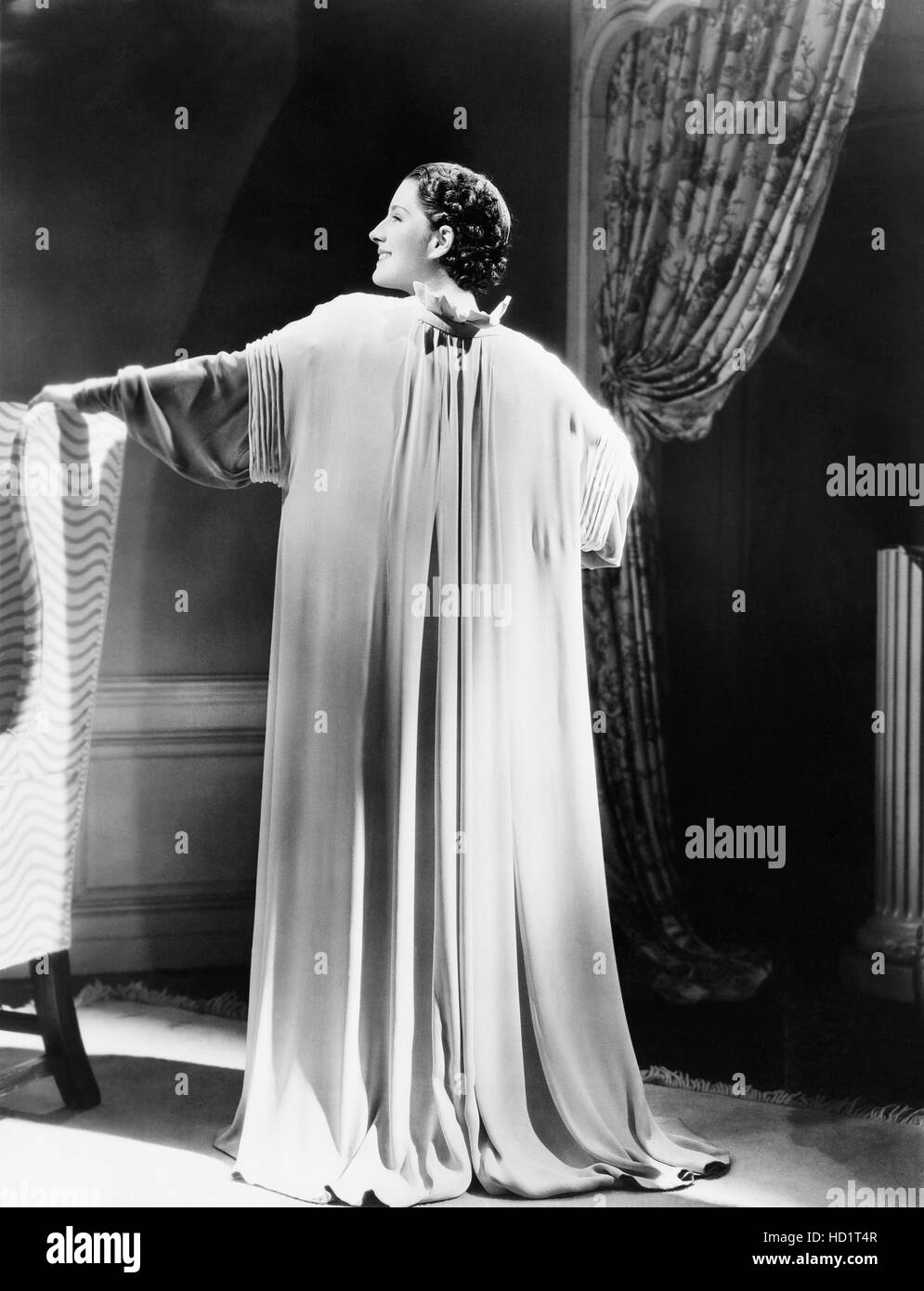 Norma Shearer in an original outfit by Adrian called 'Fade Out,' 1934 ...