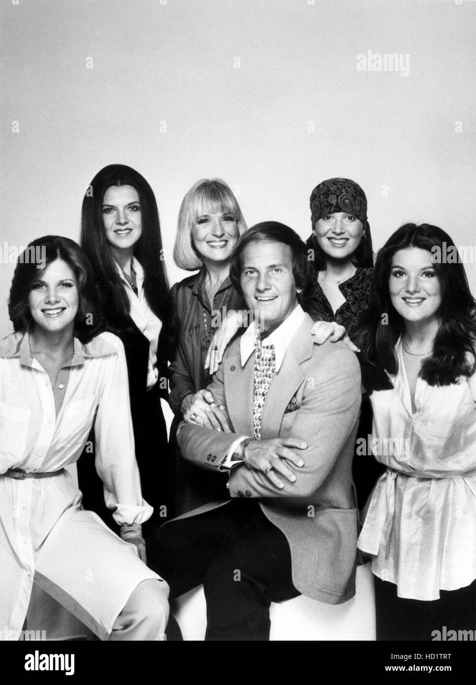 Pat Boone (center) with family including daughter Debby Boone (l.), and ...