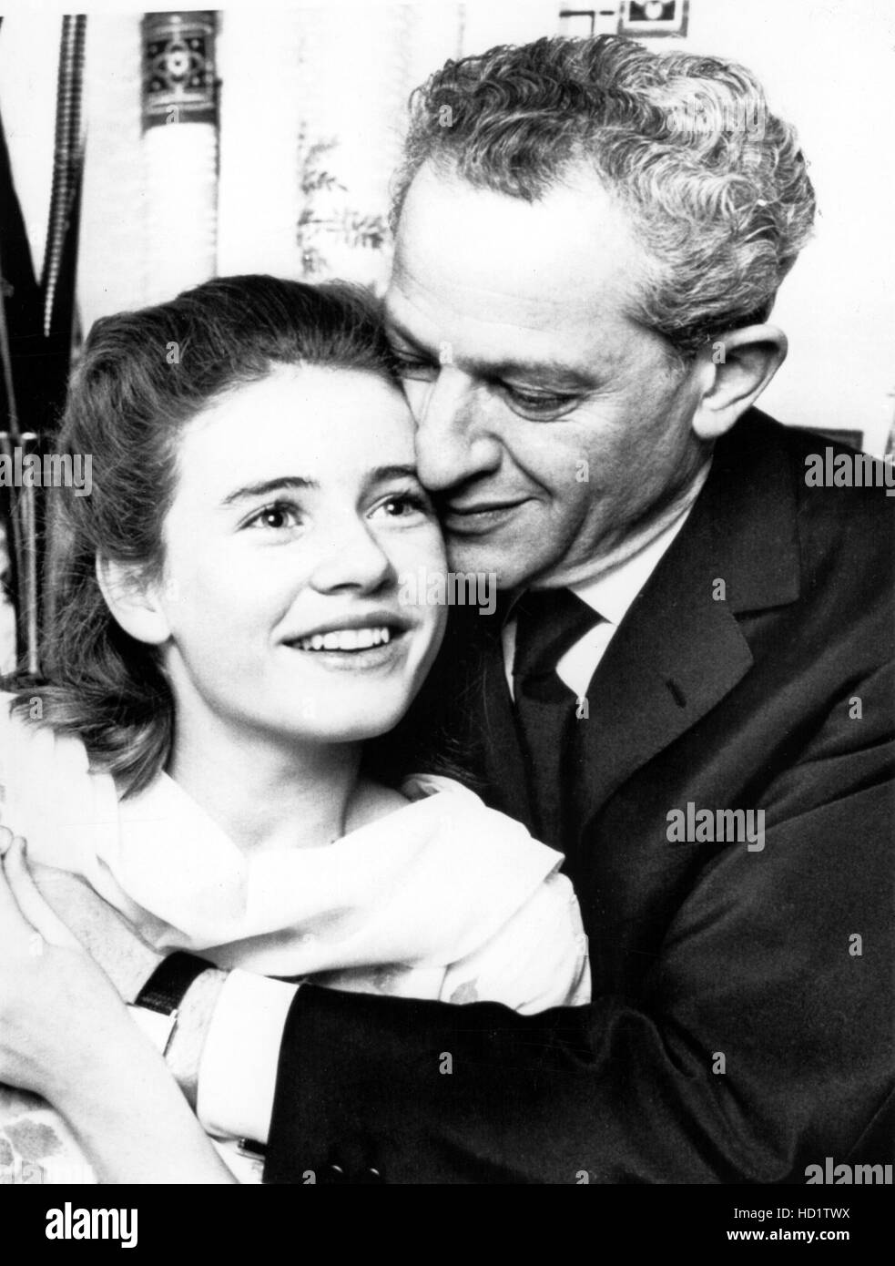 Patty Duke & Jules Dassin, star & director of play ISLE OF CHILDREN ...