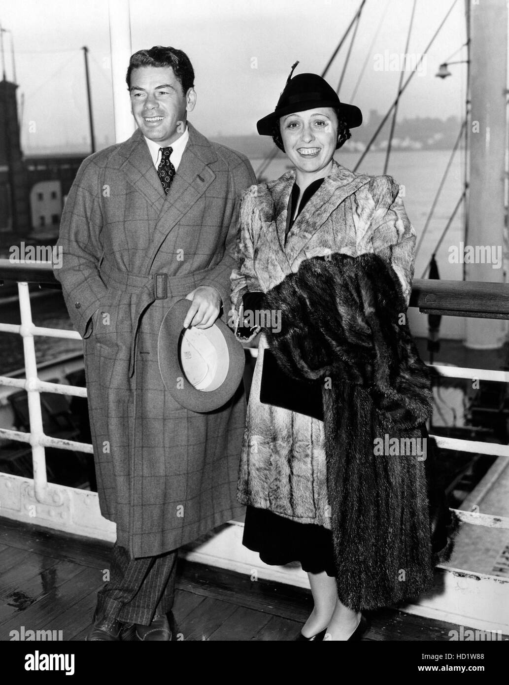 Paul Muni, wife Bella Finkel, aboard the Grace Liner Santa Paula, New ...
