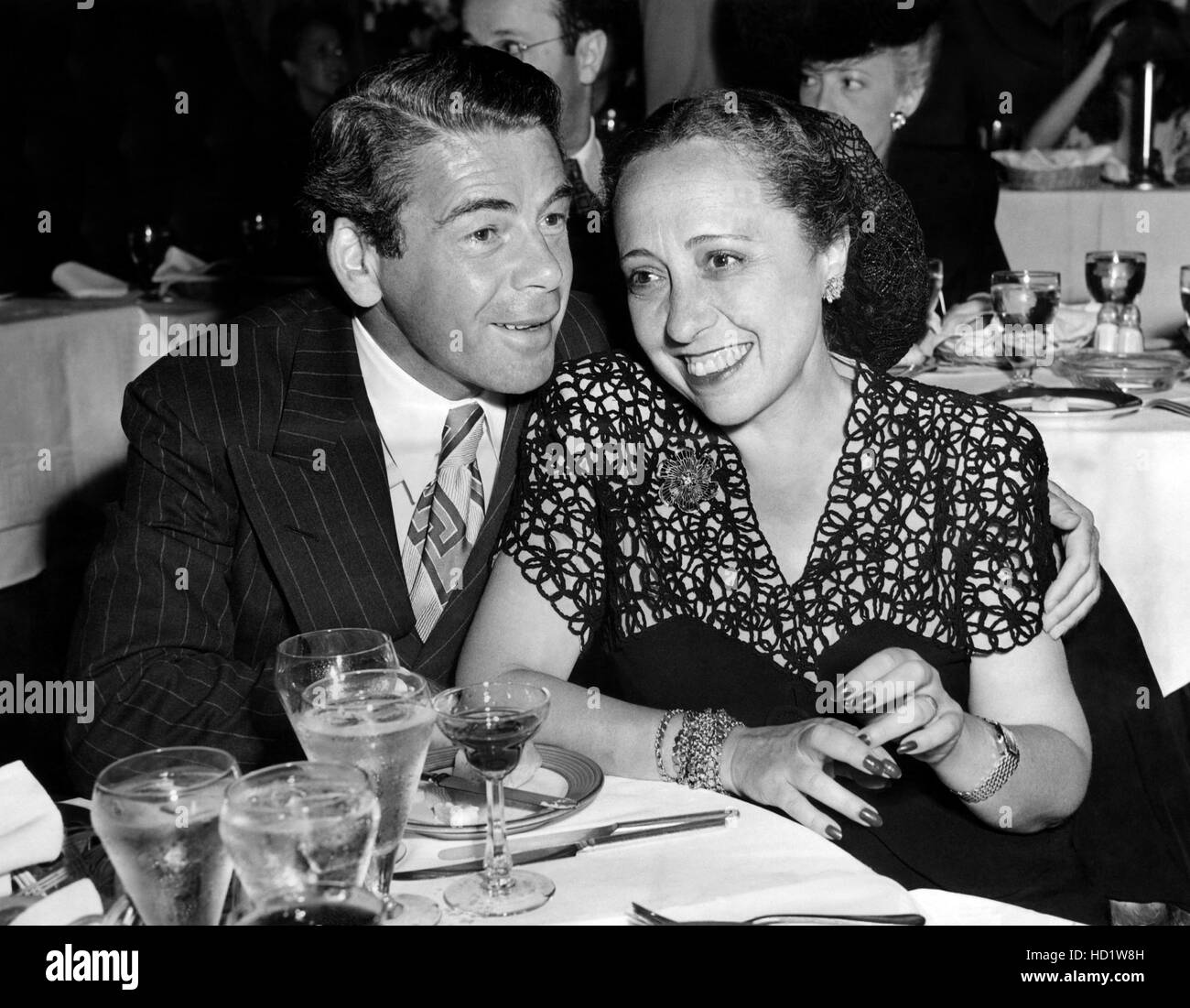 Paul Muni, wife, Bella Finkel, Ciro's, 1945 Stock Photo - Alamy
