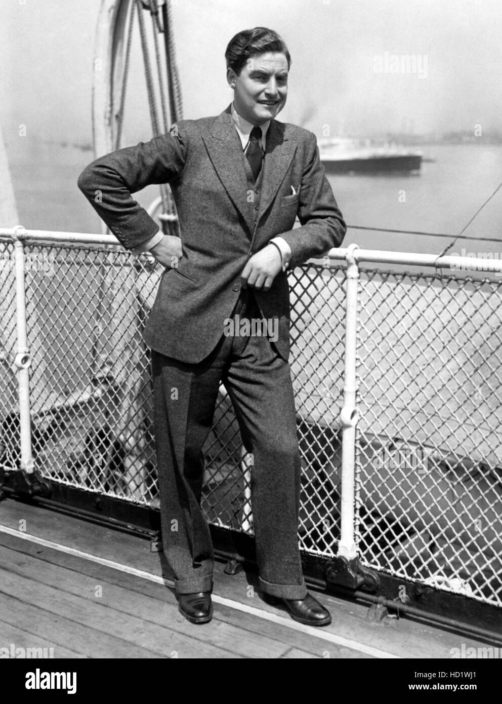 Actor Robert Donat arrives in New York City aboard the S S Berengaria ...
