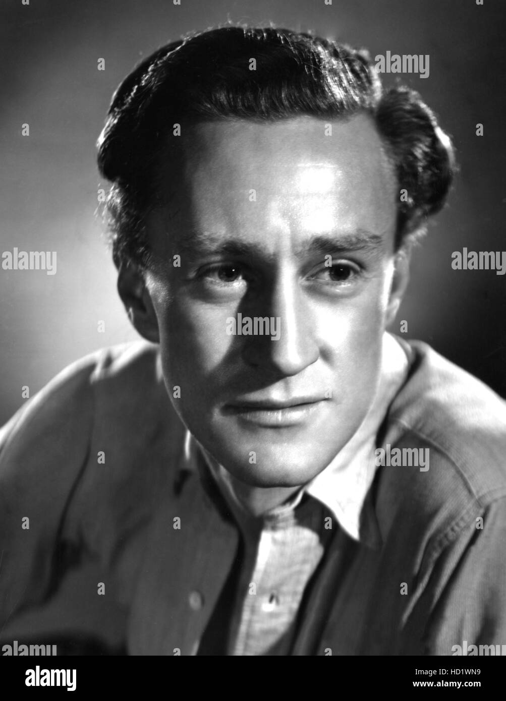 Ronald Howard, portrait ca. 1940s Stock Photo - Alamy