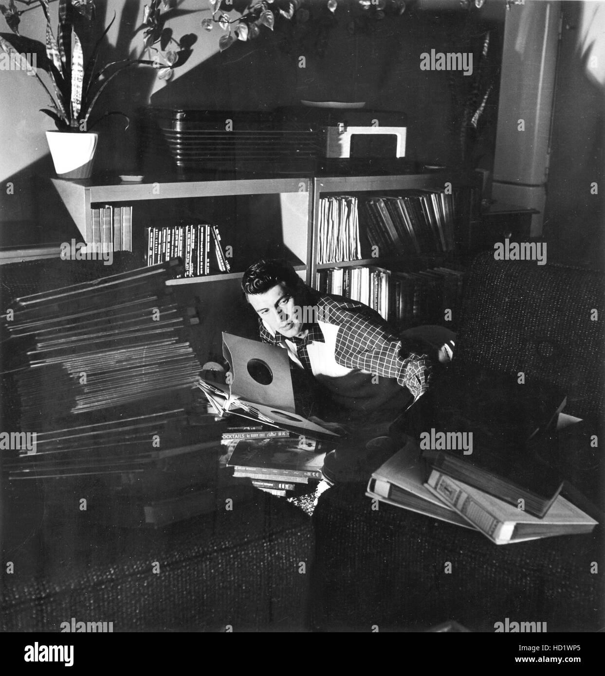 Rock Hudson at Home 1952 Stock Photo - Alamy