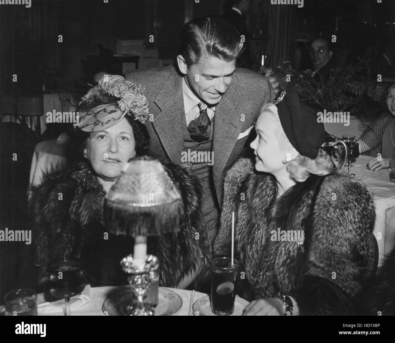 From left: Louella Parsons, Ronald Reagan, Jane Wyman at the Victor ...