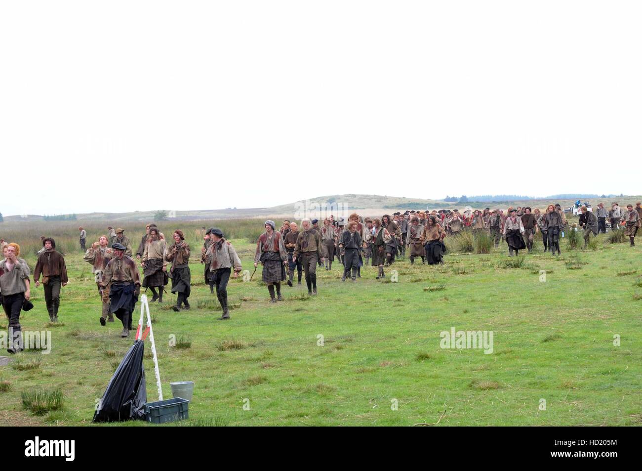 Sam Heughan and cast films Battle of Culloden scenes for 'Outlander ...