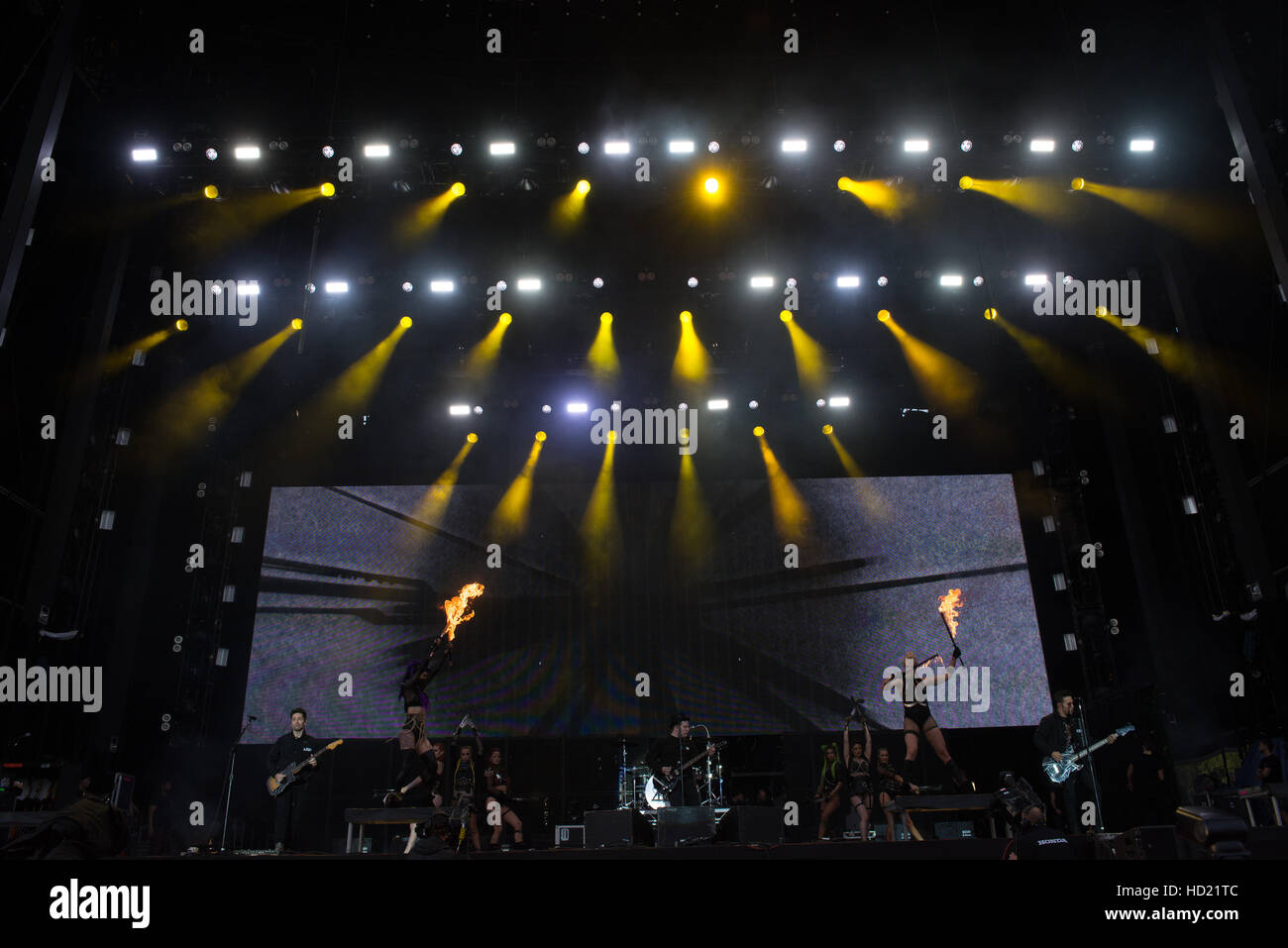 Performances Leeds Festival 2016 Day 1 Featuring: Fall Out Boy Where ...