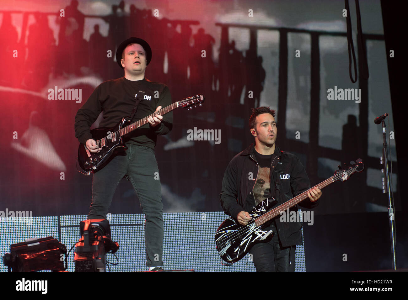 Performances Leeds Festival 2016 Day 1 Featuring: Fall Out Boy Where ...