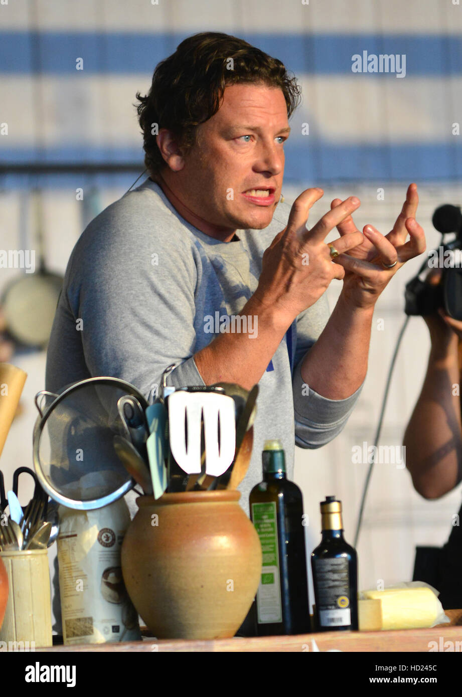 Jamie Oliver Giving a cooking demonstration at the Neff Big Kitchen on ...
