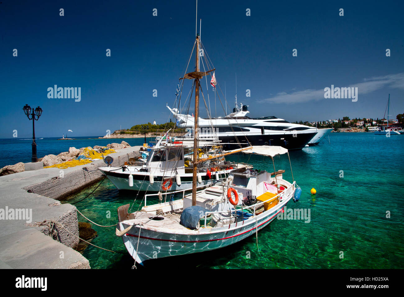 Spetses old port hi-res stock photography and images - Alamy