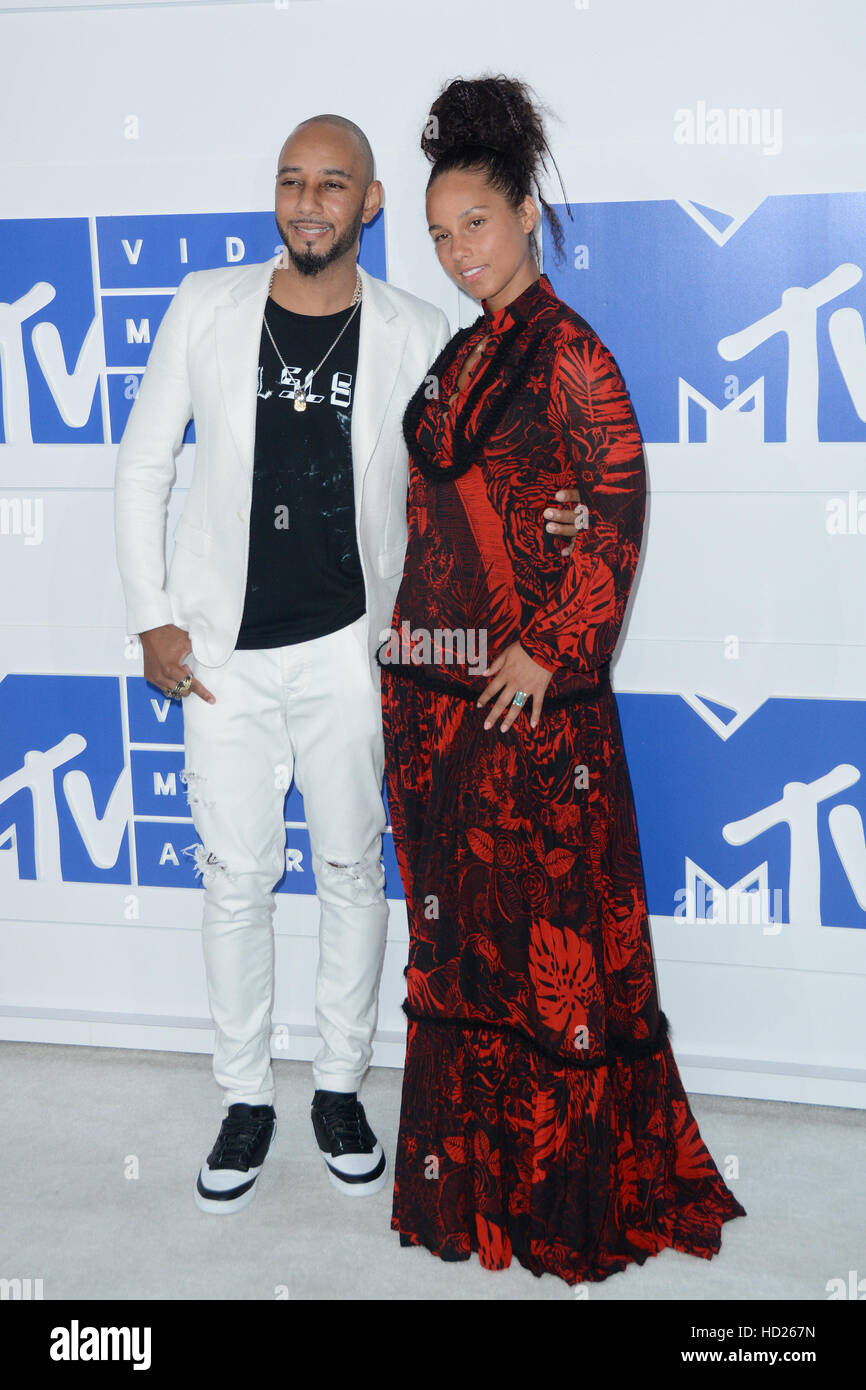 2016 MTV Video Music Awards - Red Carpet Arrivals Featuring: Swizz ...