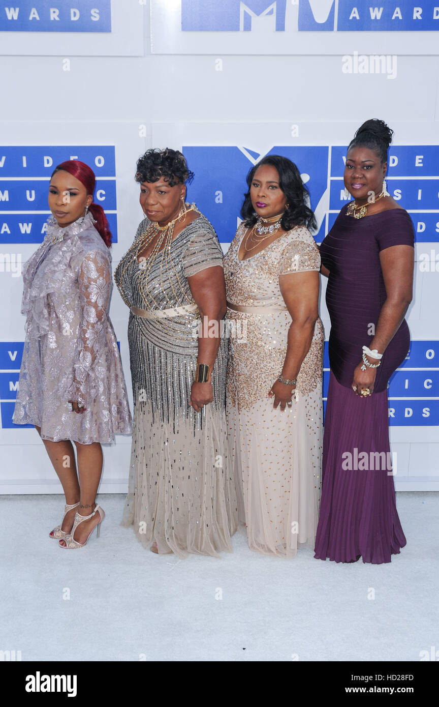 Lesley McFadden, Gwen Carr, Wanda Johnson and Sybrina Fulton attending ...