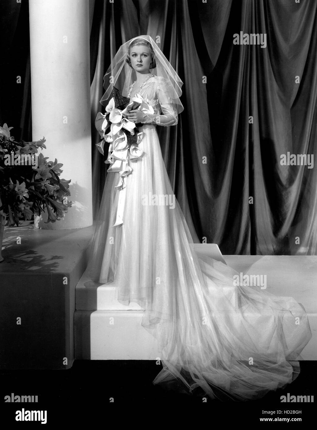 VOGUES OF 1938, Joan Bennett, in a wedding gown Stock Photo - Alamy