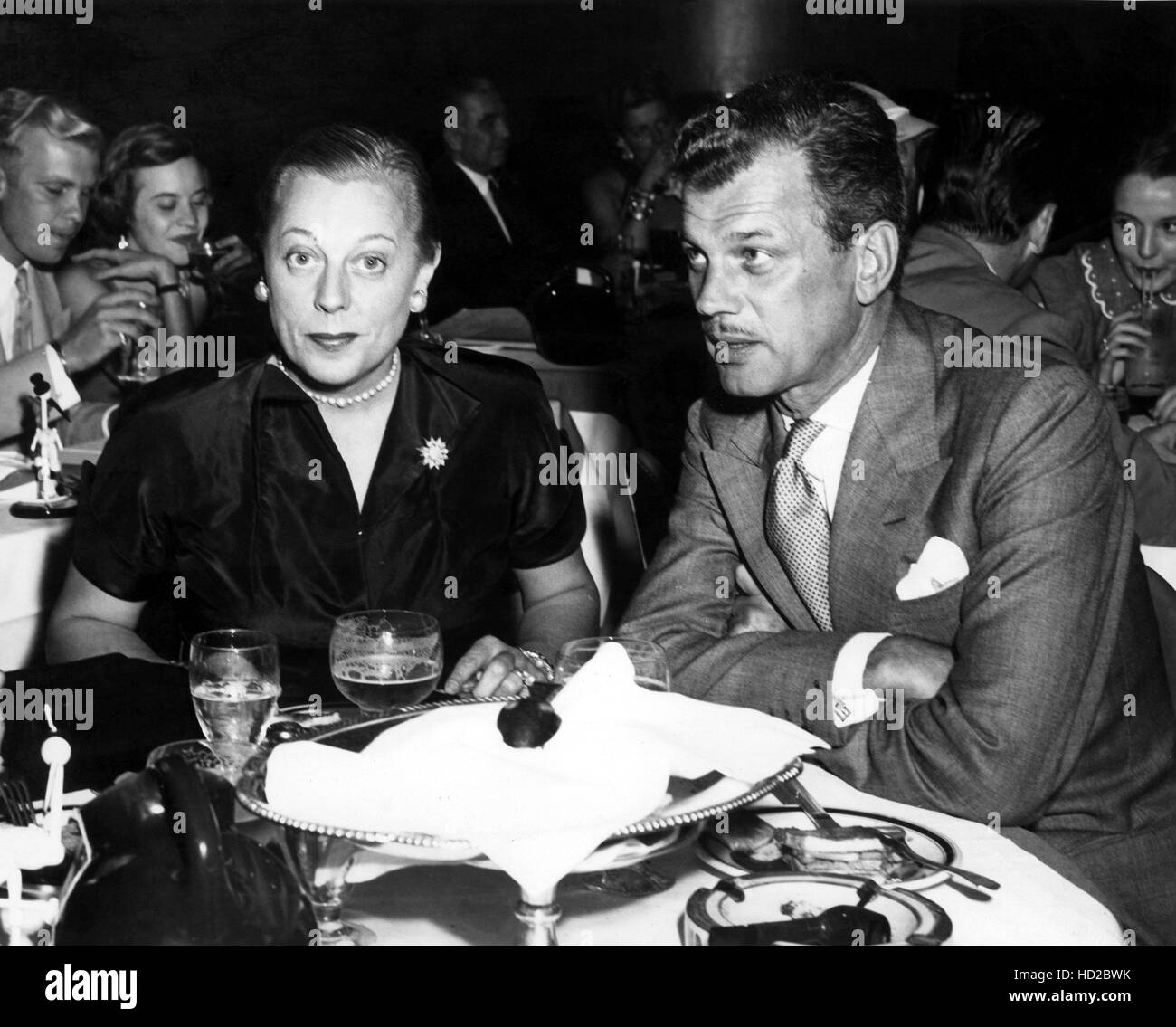 LENORE KIPP and husband JOSEPH COTTEN dine at the Stork Club, 1951 ...