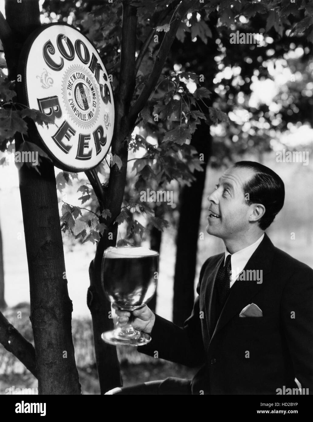 Joe Cook celebrates the end of Prohibition, December 1933 Stock Photo ...