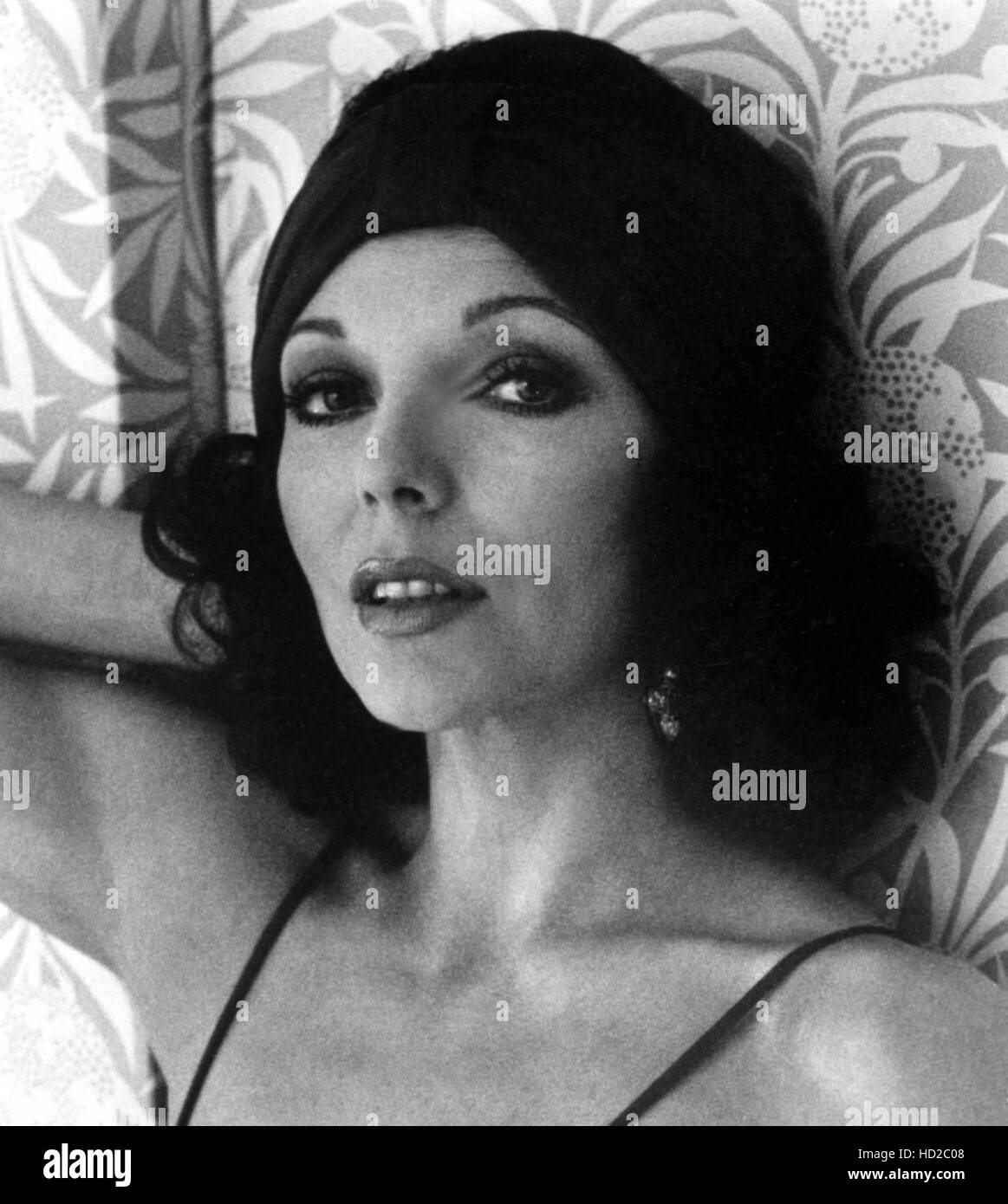 Joan Collins, portrait ca. 1976 as seen in 'The Devil Within Her' Stock ...