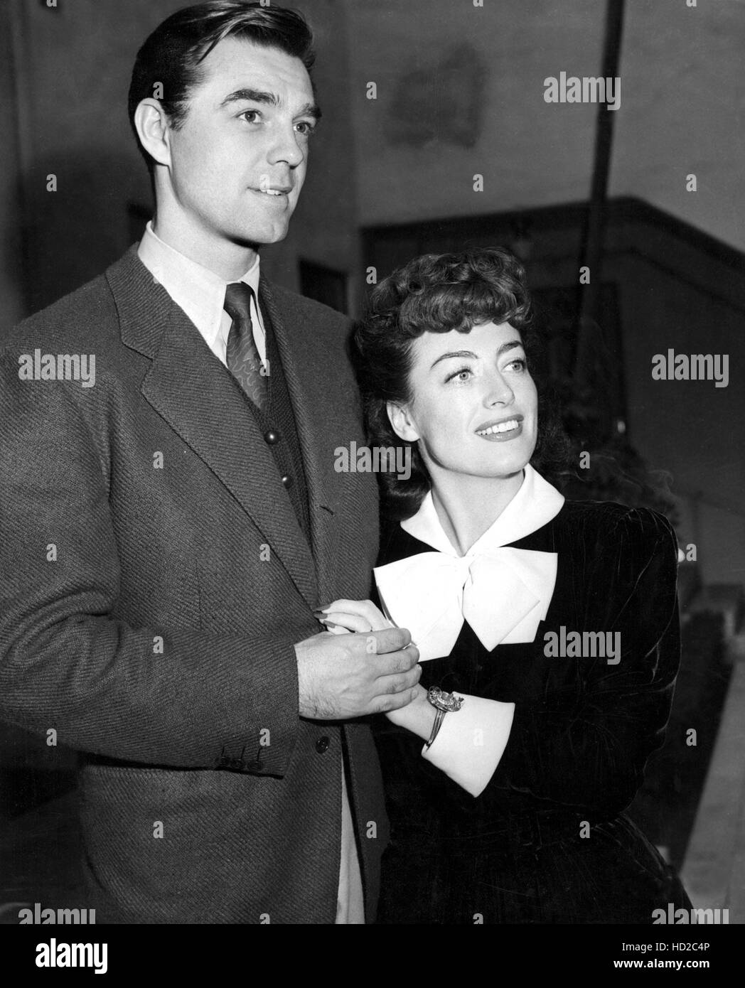 Newlyweds PHILLIP TERRY and JOAN CRAWFORD, 1942 Stock Photo - Alamy
