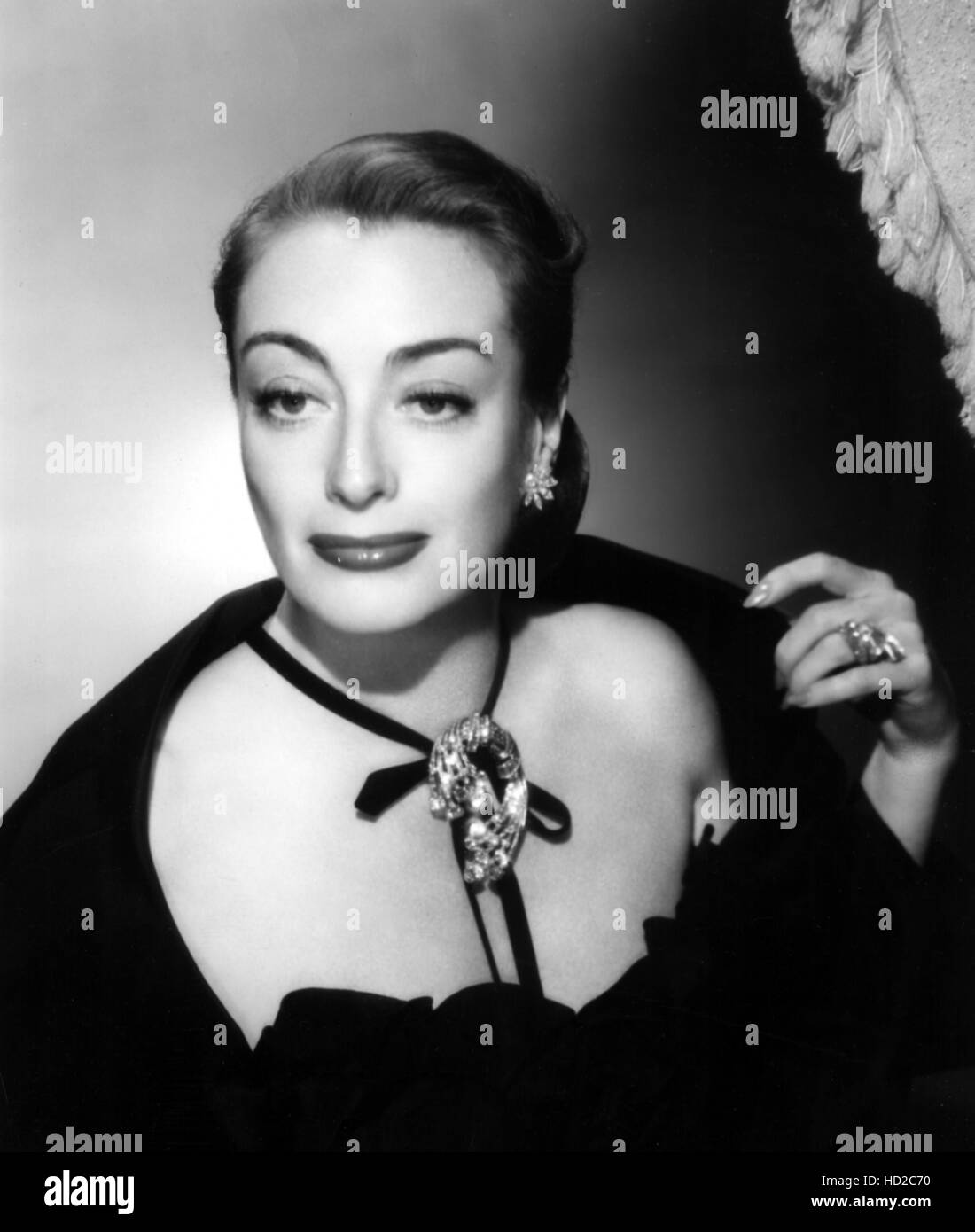 Joan crawford 1940s hi-res stock photography and images - Alamy