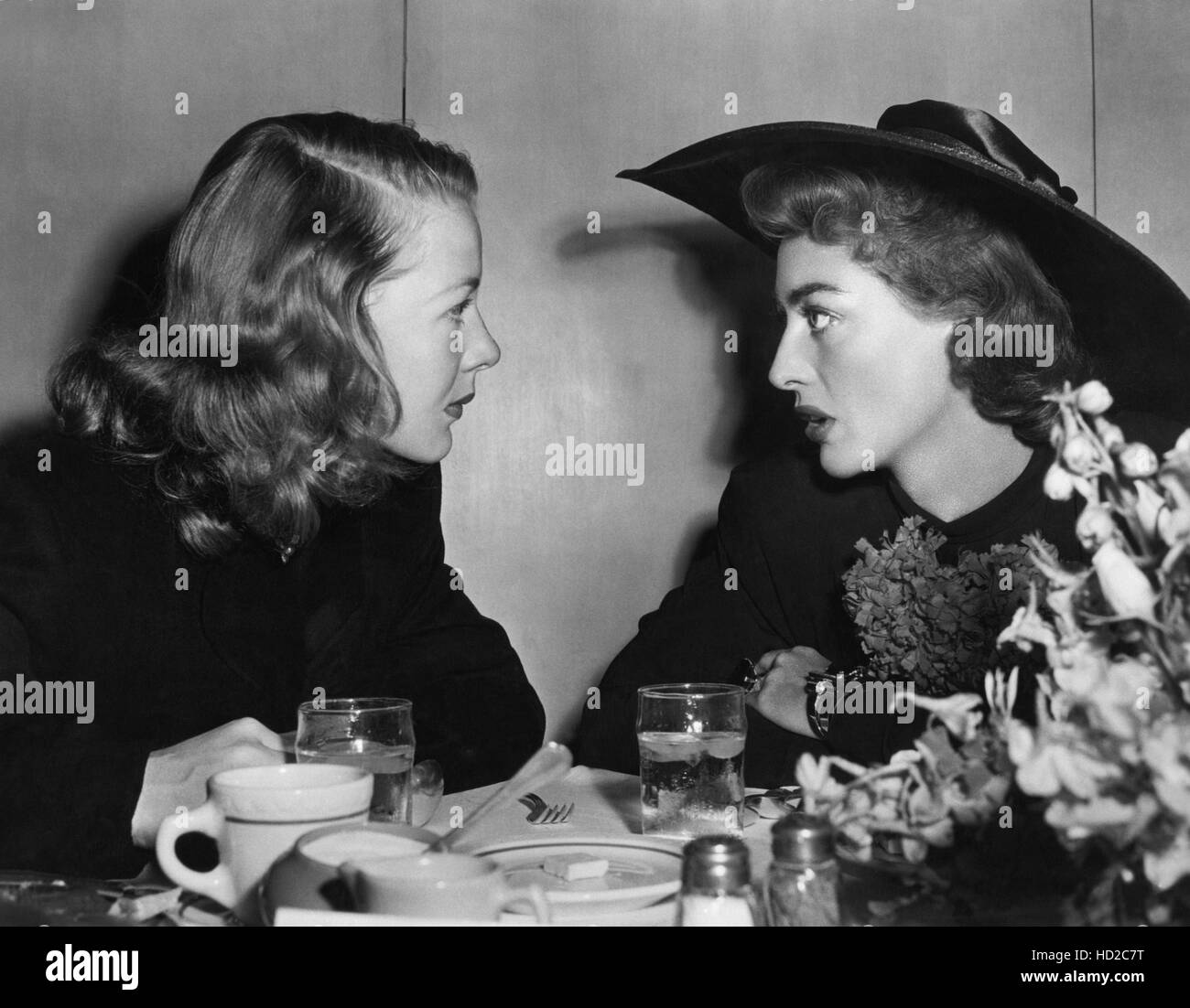 Betty Hutton, Joan Crawford, in the Paramount commissary, 1948 Stock ...