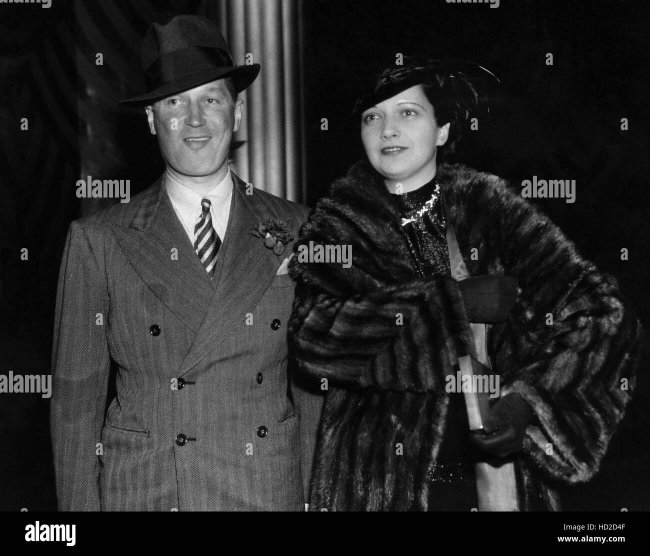 Maurice Chevalier, Kay Francis circa 1930s Stock Photo - Alamy