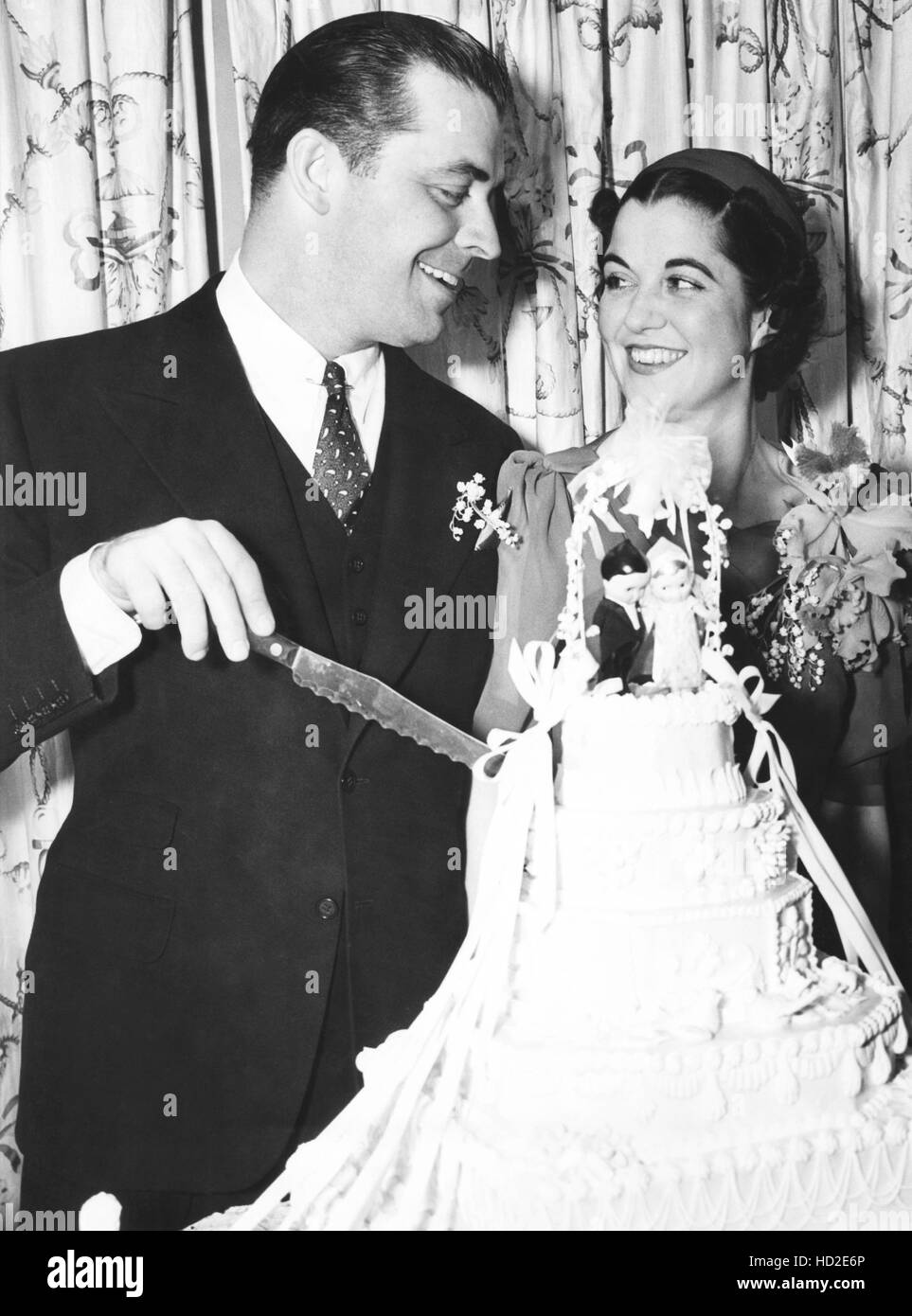 Wedding of Lyle Talbot, left, and his first wife, Marguerite Cramer ...
