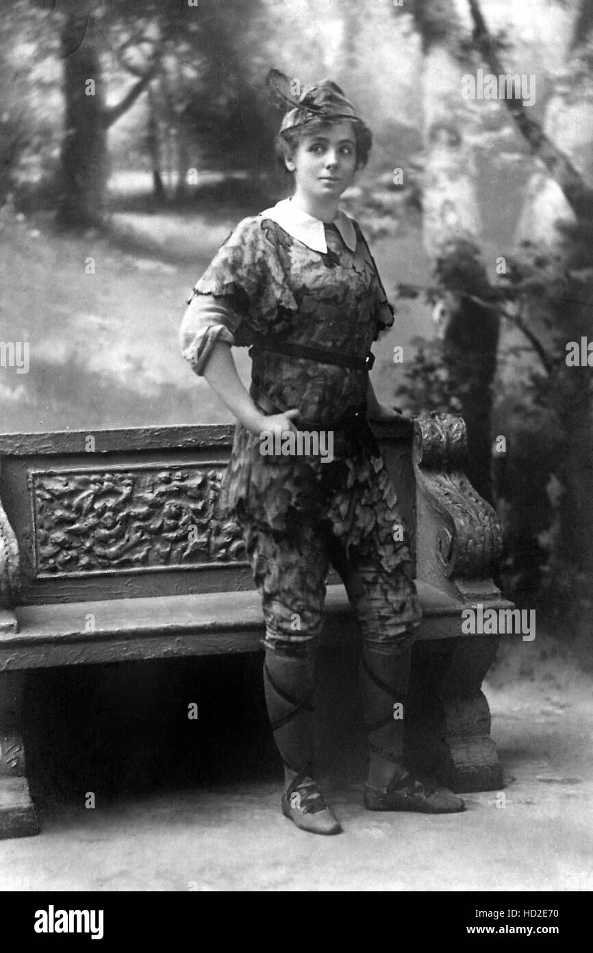 Maude adams pan hi-res stock photography and images - Alamy