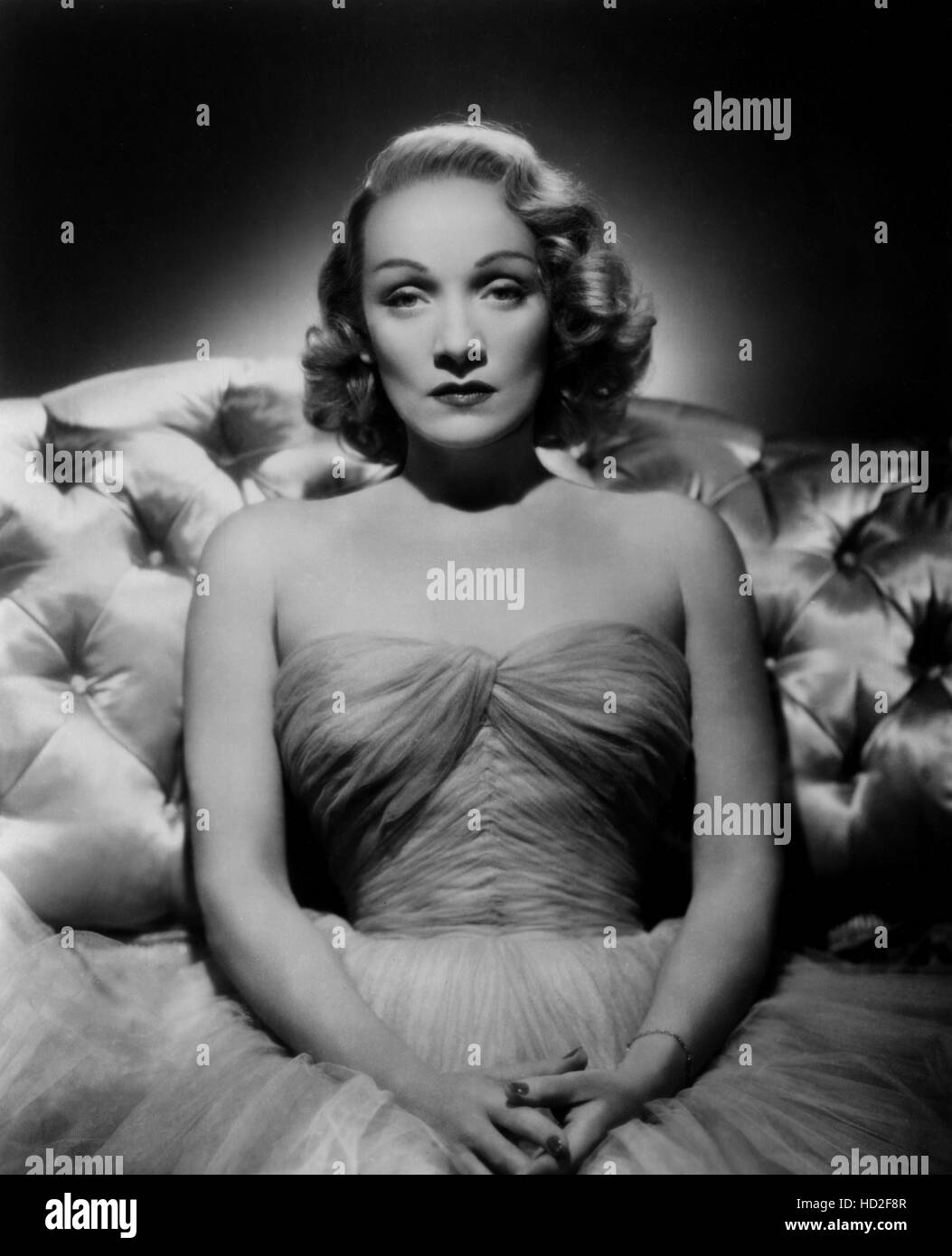 Marlene Dietrich, late 1940s Stock Photo - Alamy